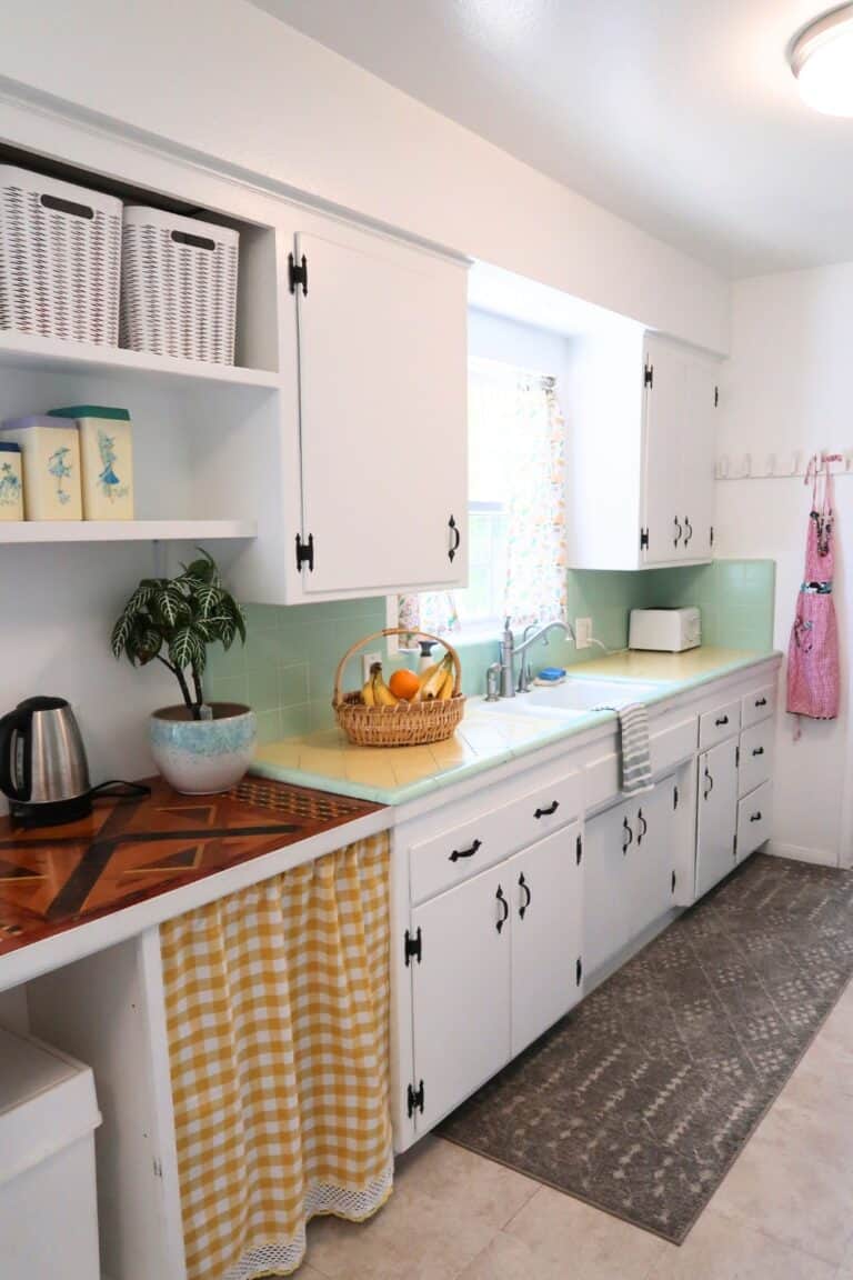 100 Things to Declutter In Your Kitchen - Shannon Torrens
