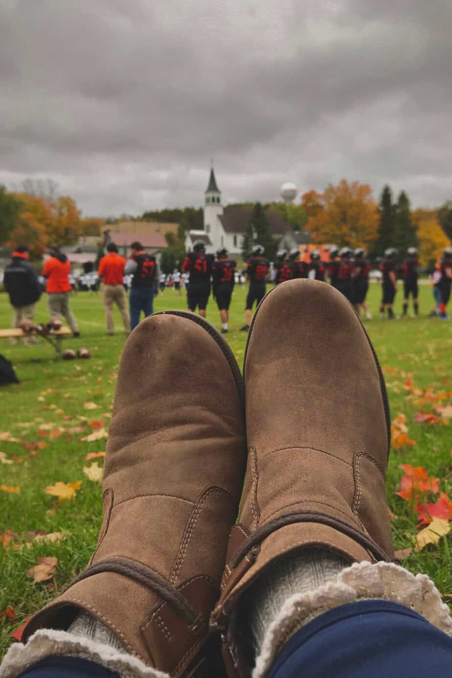 Old-Fashioned Things To Do This Fall - Shannon Torrens